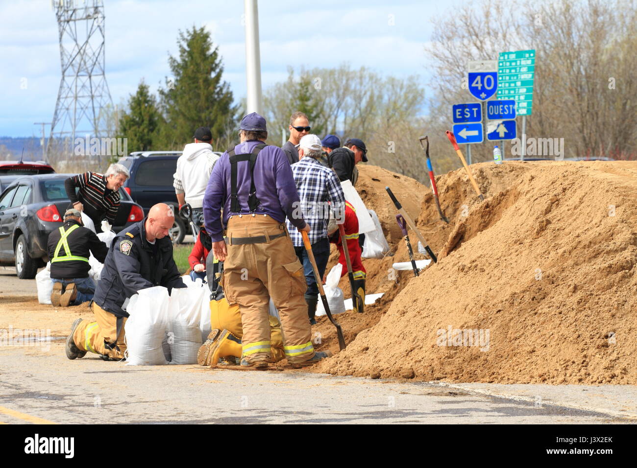 Flood quebec 2017 hi-res stock photography and images - Alamy