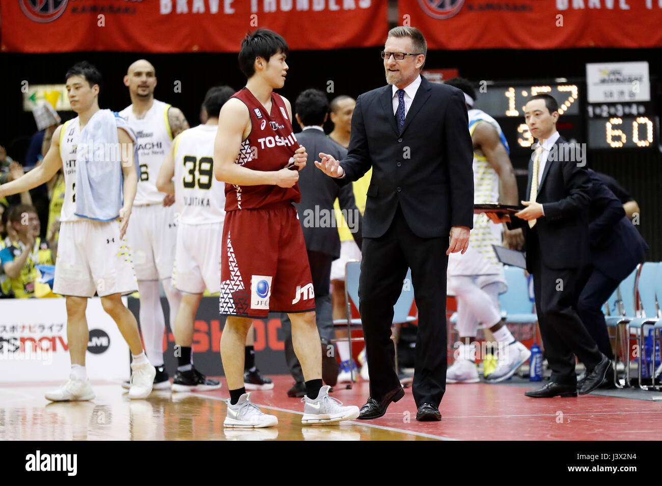 Kanagawa, Japan. 6th May, 2017. (L-R) Yuma Fujii (Brave Thunders), BT ...