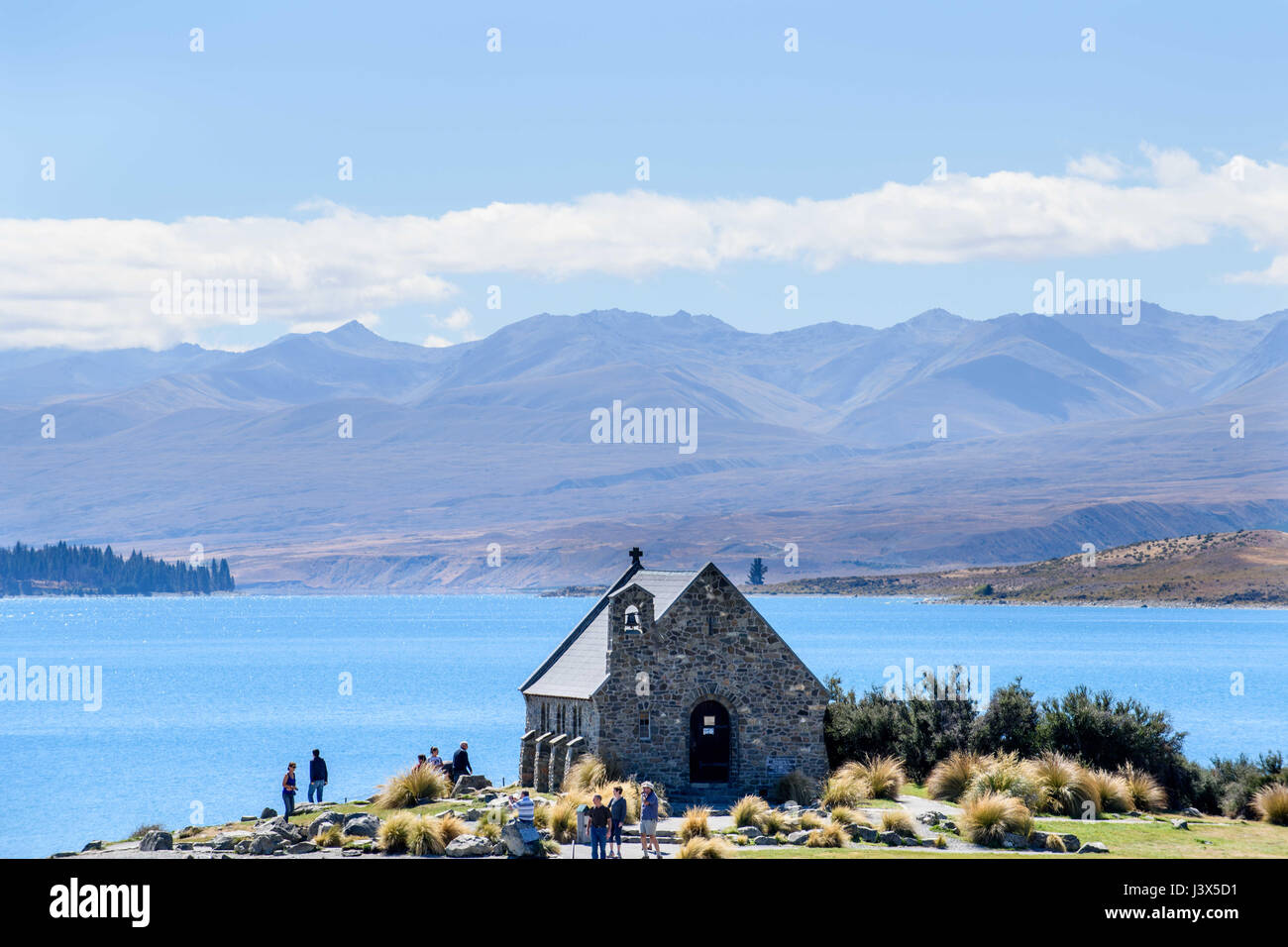 Lake Tekapo, New Zealand. 8th Mar, 2017. Lake Tekapo, New Zealand ...
