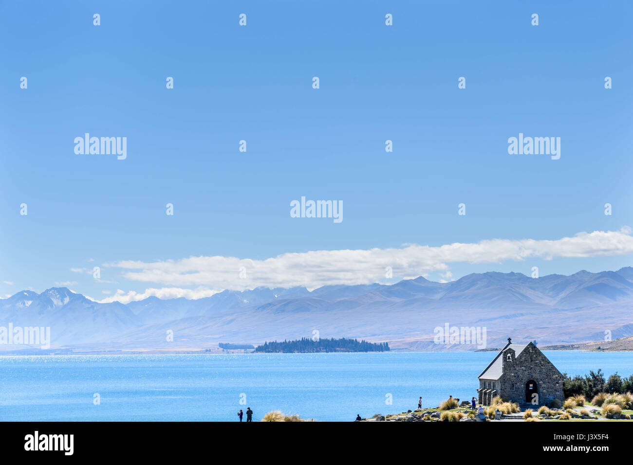 Lake Tekapo, New Zealand. 8th Mar, 2017. Lake Tekapo, New Zealand ...