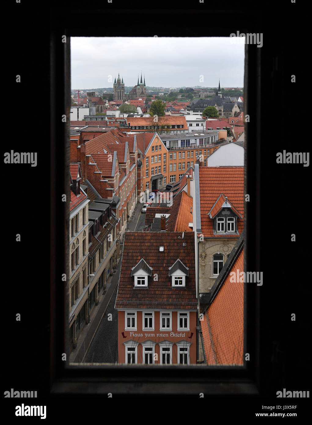 Erfurt, Germany. 8th May, 2017. The towers of the Mary's cathedral and ...
