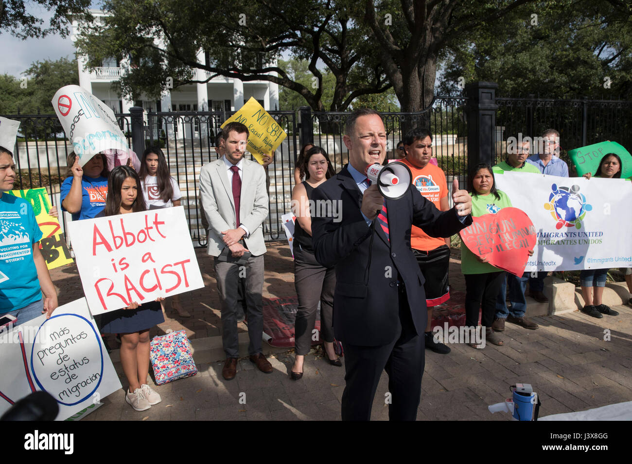 Rafael anchia sb4 hi-res stock photography and images - Alamy