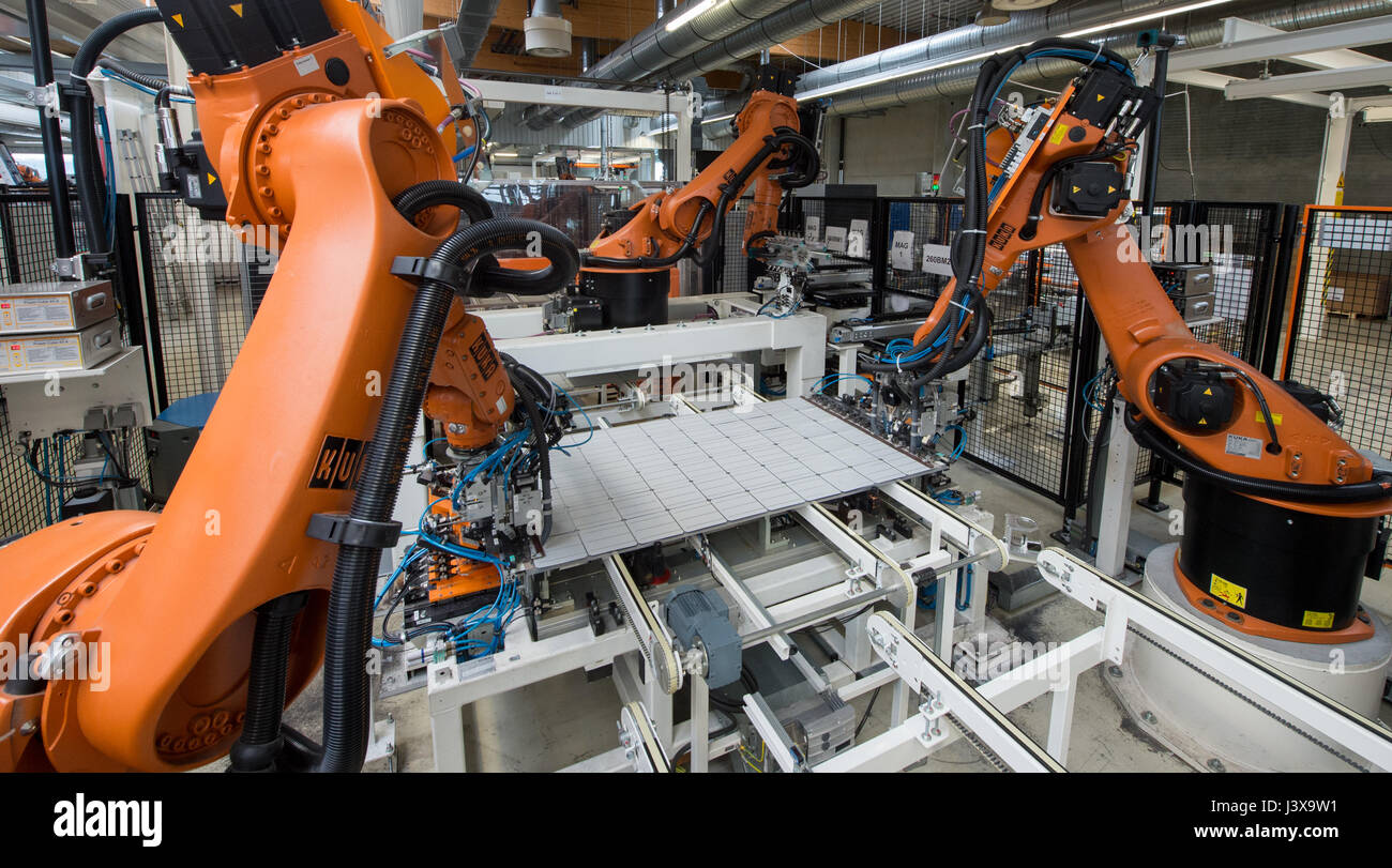 Dresden, Germany. 19th Apr, 2017. The automated production line in the ...