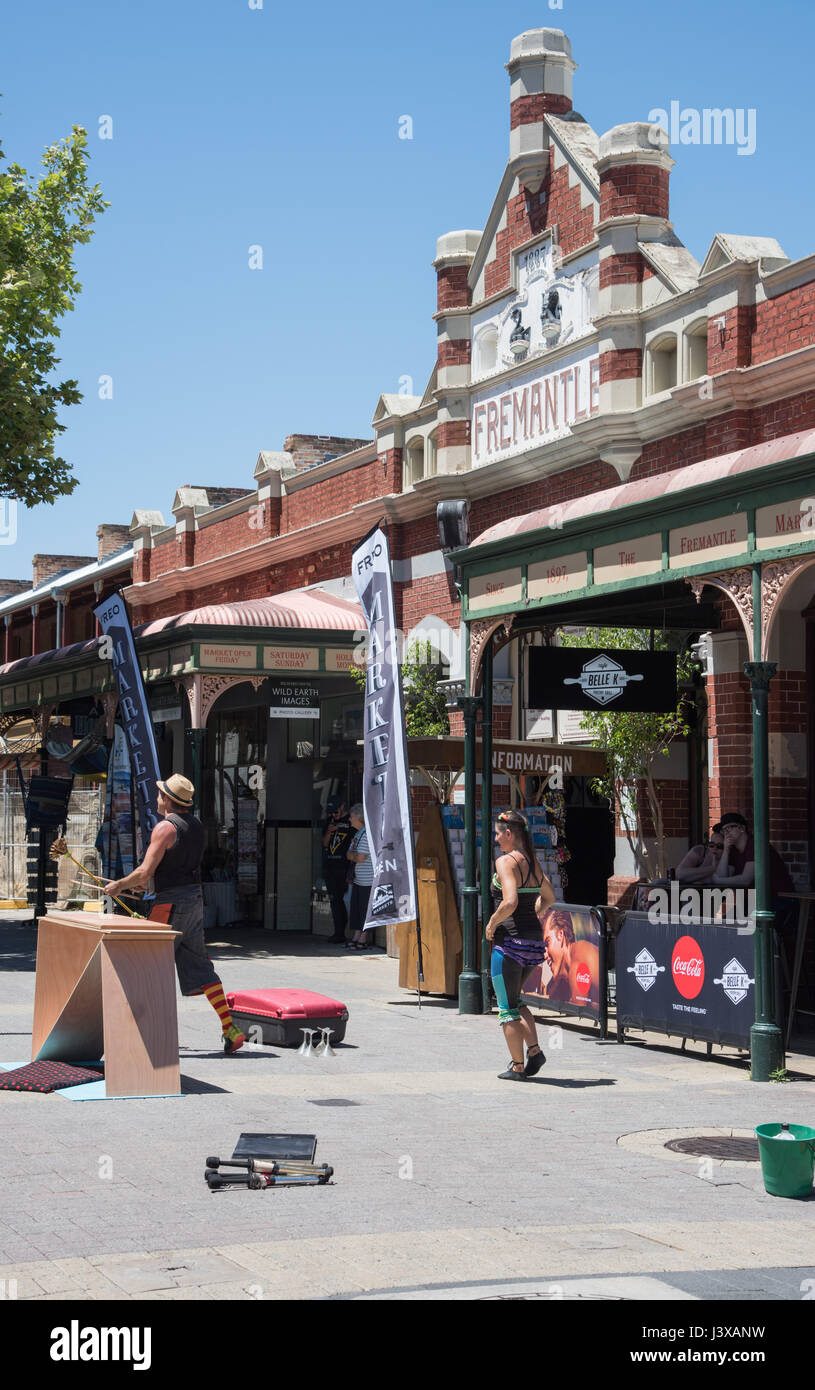 Shopping in fremantle hi-res stock photography and images - Alamy