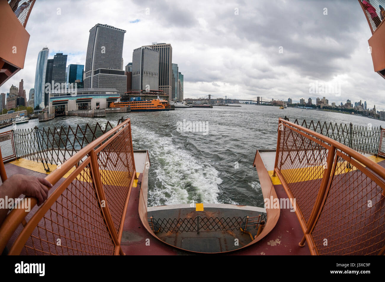 New York, USA, The Staten Island Ferry departs South Ferry, in ...