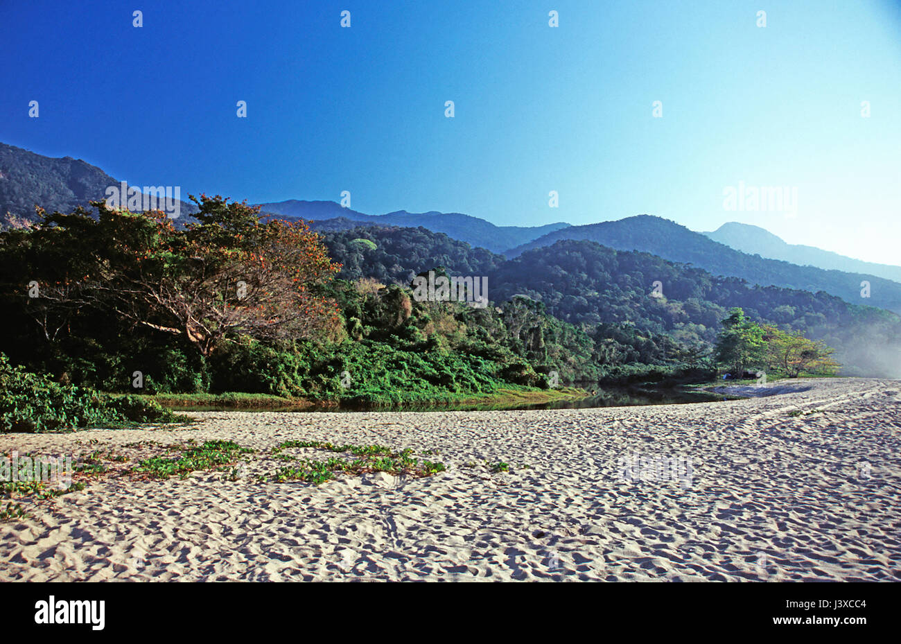Castelhanos beach hi-res stock photography and images - Alamy