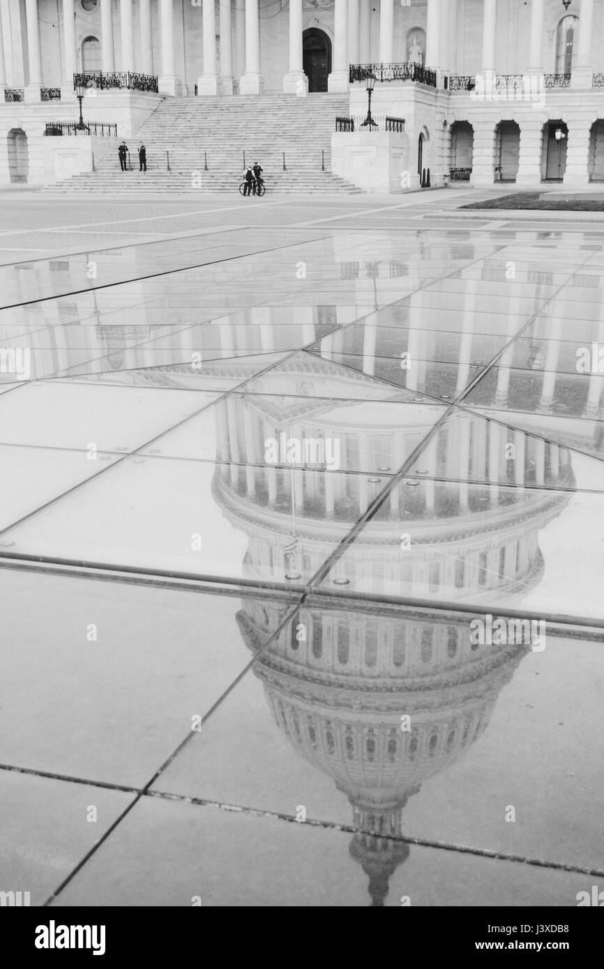 Washington dc gallery Black and White Stock Photos & Images - Alamy