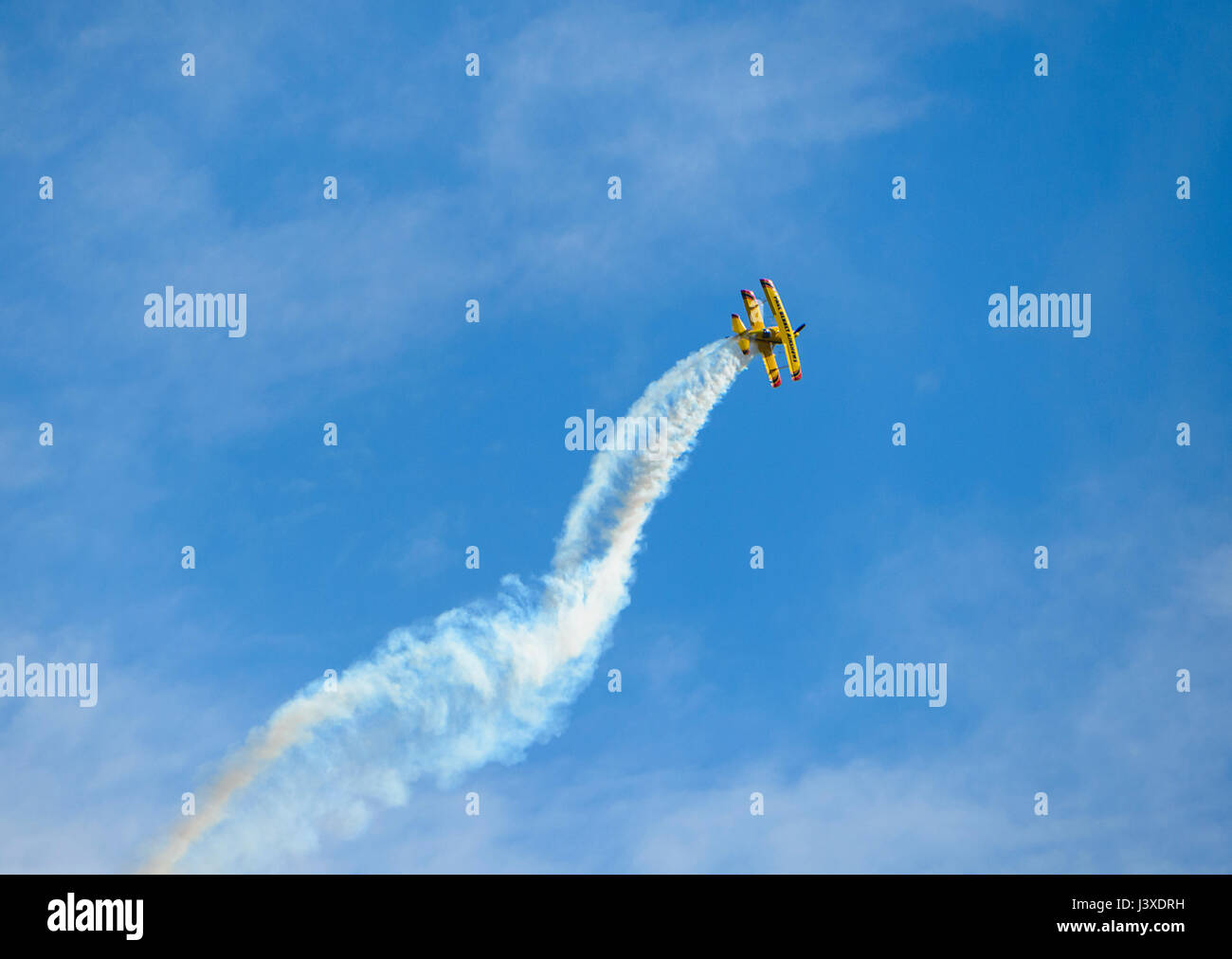 Paul Bennet's Wolf Pitts Pro performing at Wings over Illawarra 2017 ...