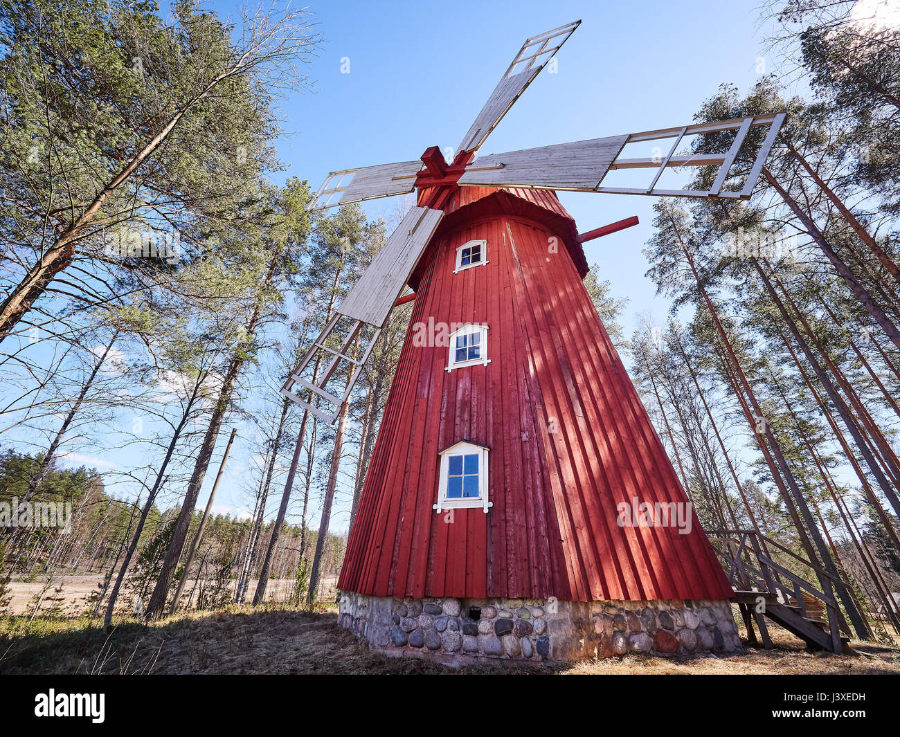 Old mindmill hi-res stock photography and images - Alamy