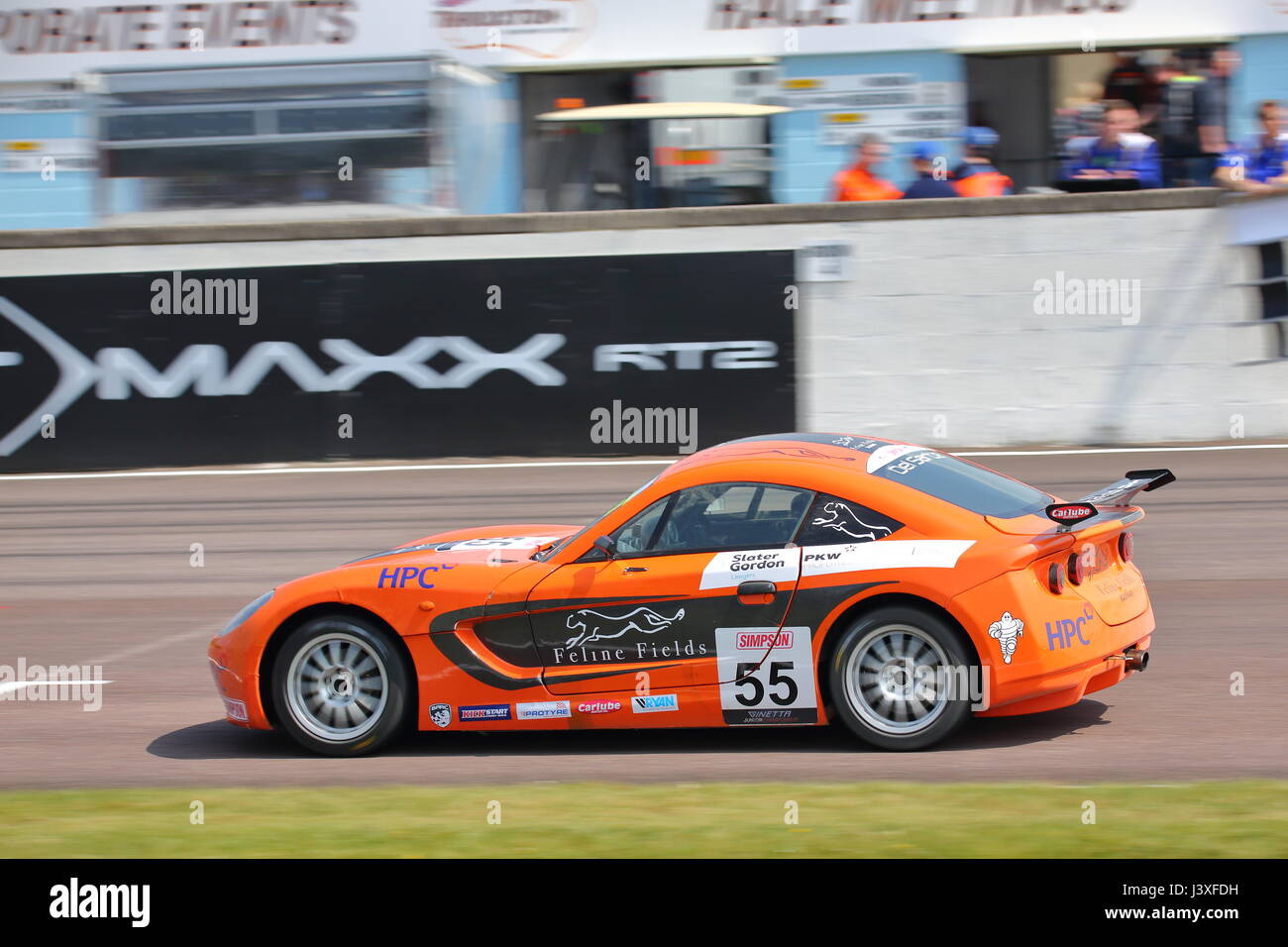 Ruben del Sarte in the Ginetta Junior Cup at Thruxton race course ...