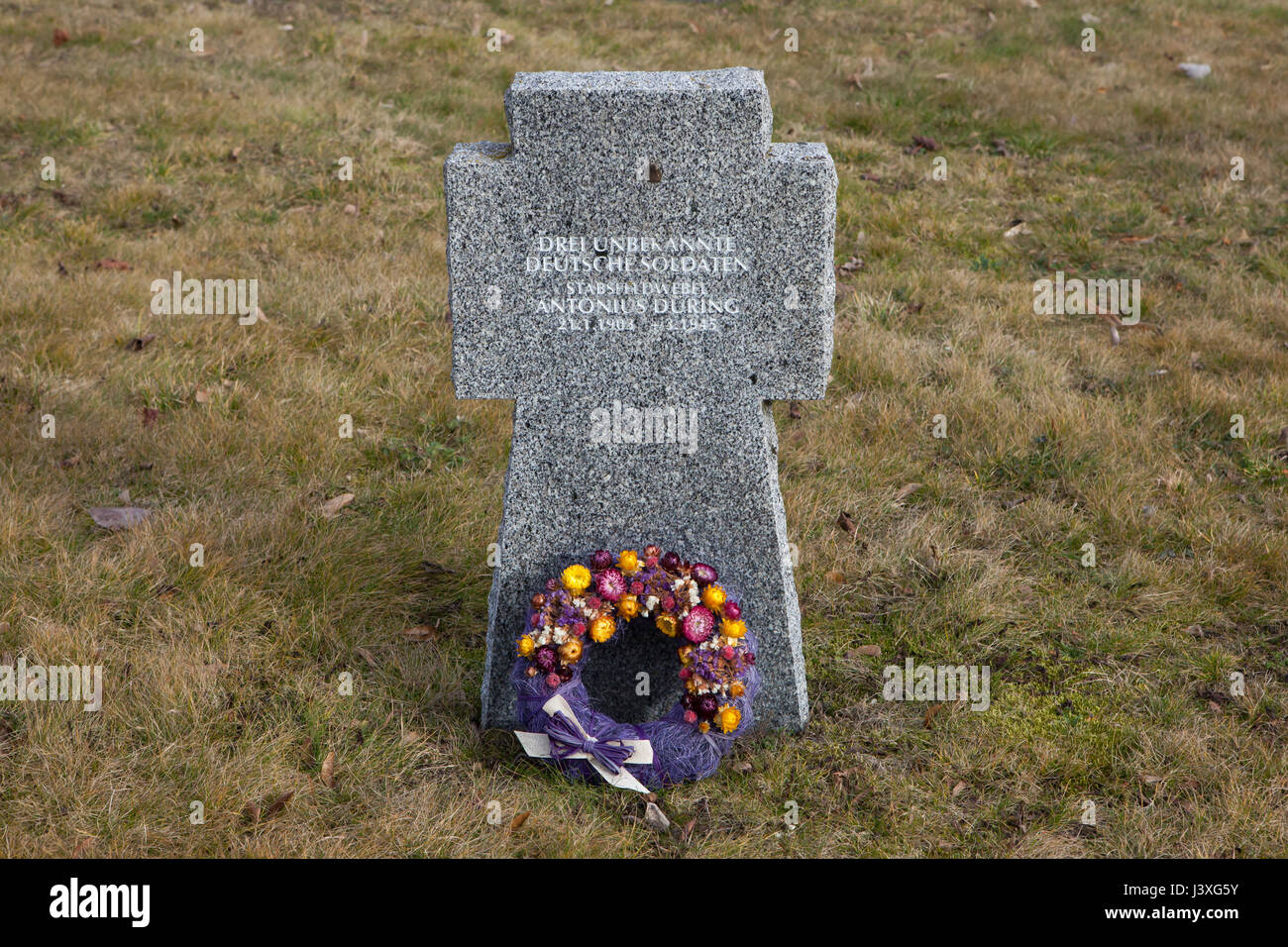 German wwii military cemetery High Resolution Stock Photography and ...