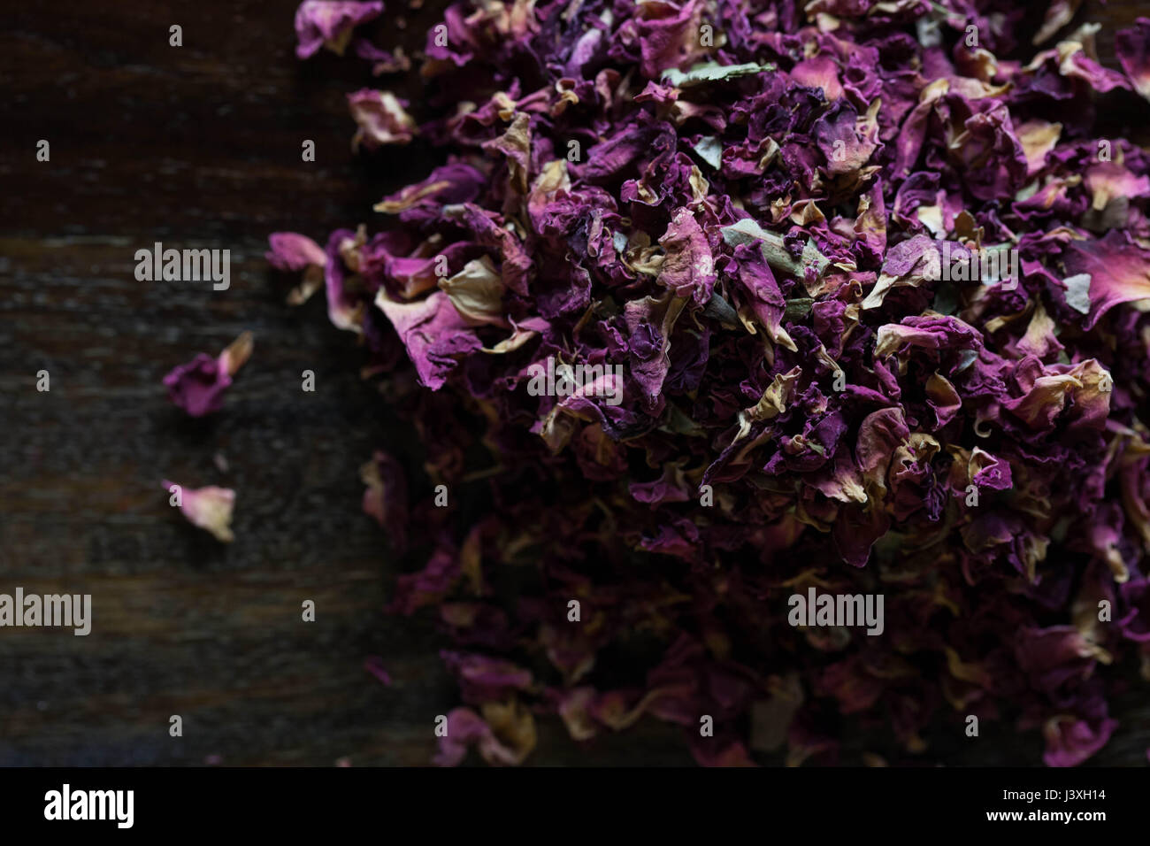 dried pink rose petals Stock Photo - Alamy