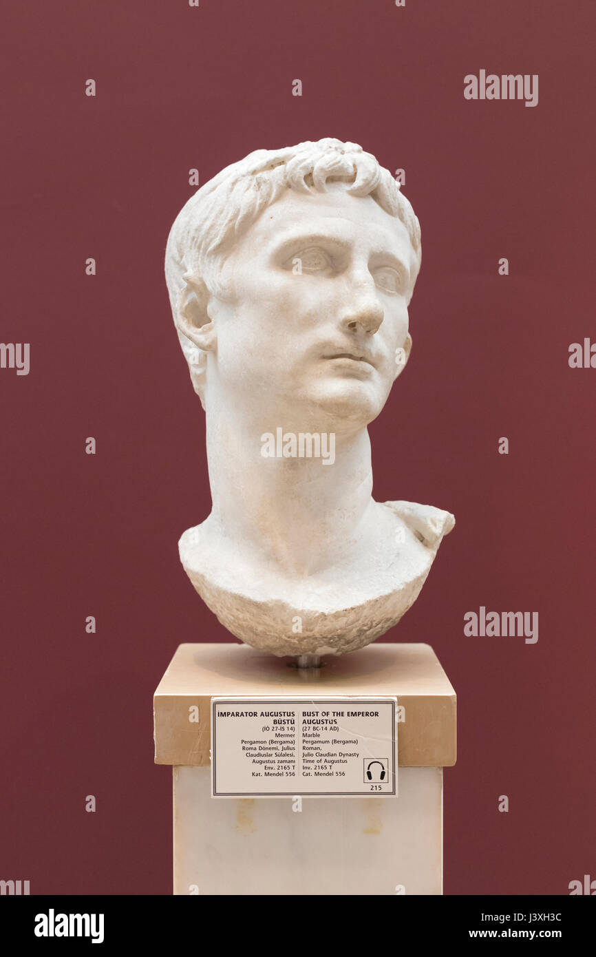 Augustus portrait bust hi-res stock photography and images - Alamy