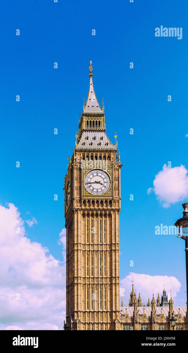 LONDON, UK - August 03, 2014: the Bg Ben and Palace of Westminster's ...