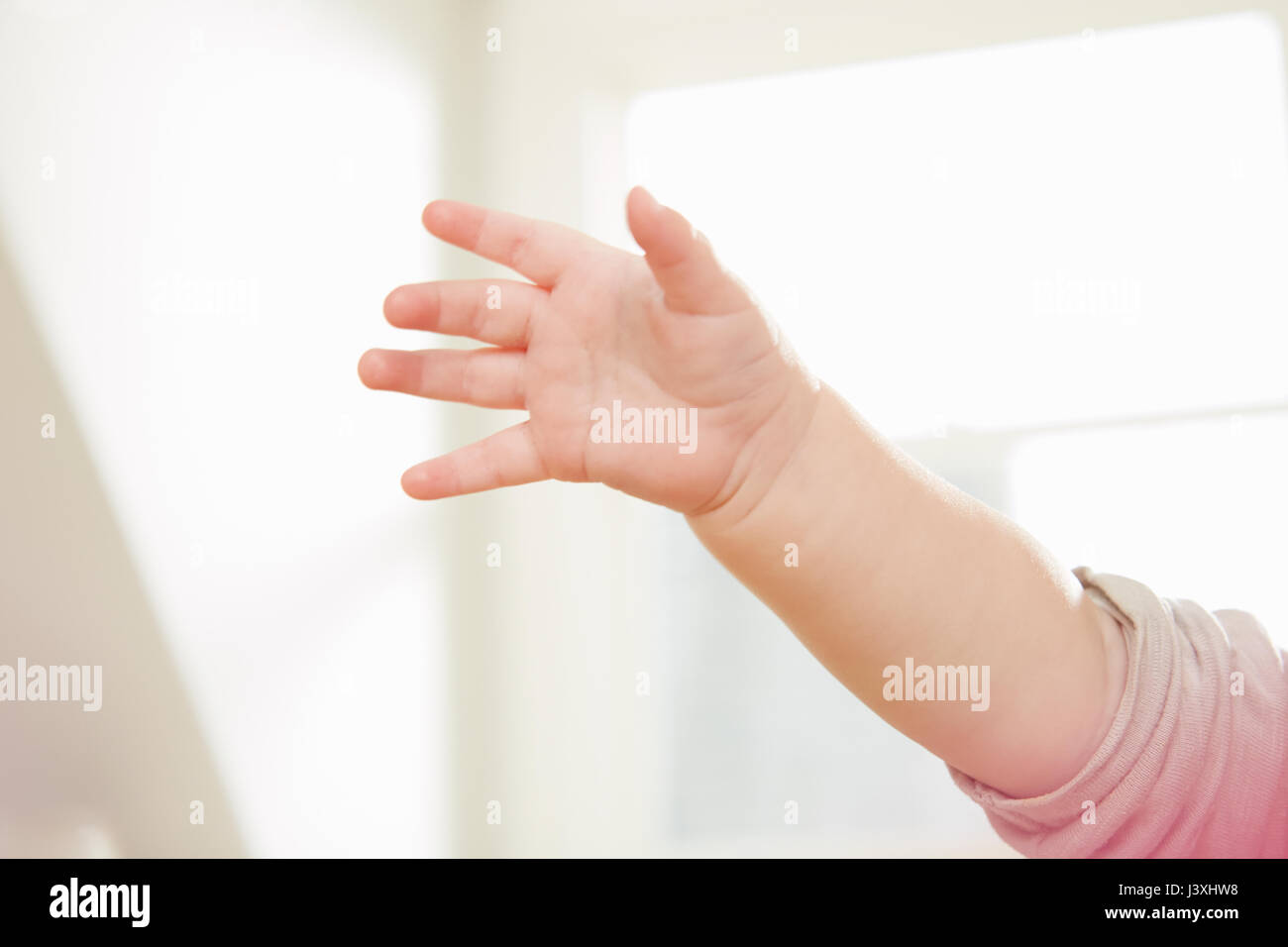 Open arm hi-res stock photography and images - Alamy