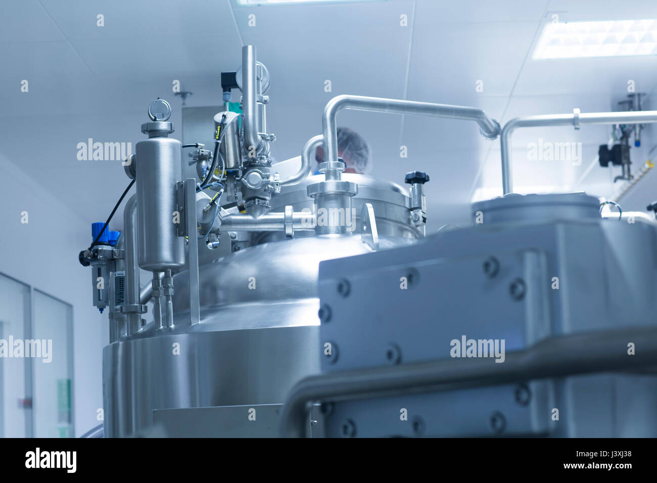 Pharmaceutical production equipment in pharmaceutical plant Stock Photo ...