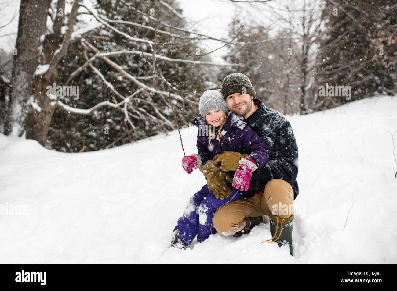Crouching hi-res stock photography and images - Alamy