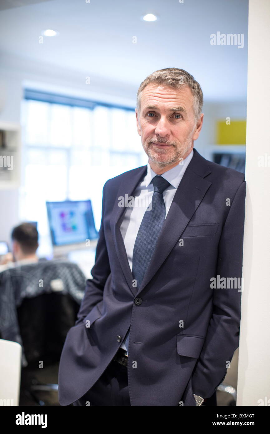 Office wall hi-res stock photography and images - Alamy