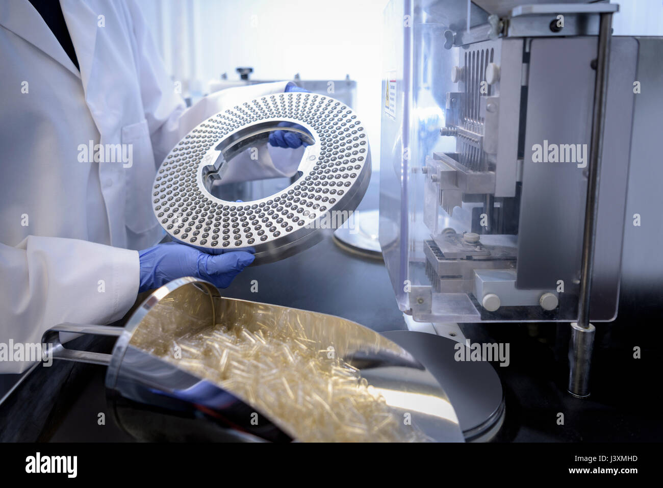Medical operator hi-res stock photography and images - Alamy