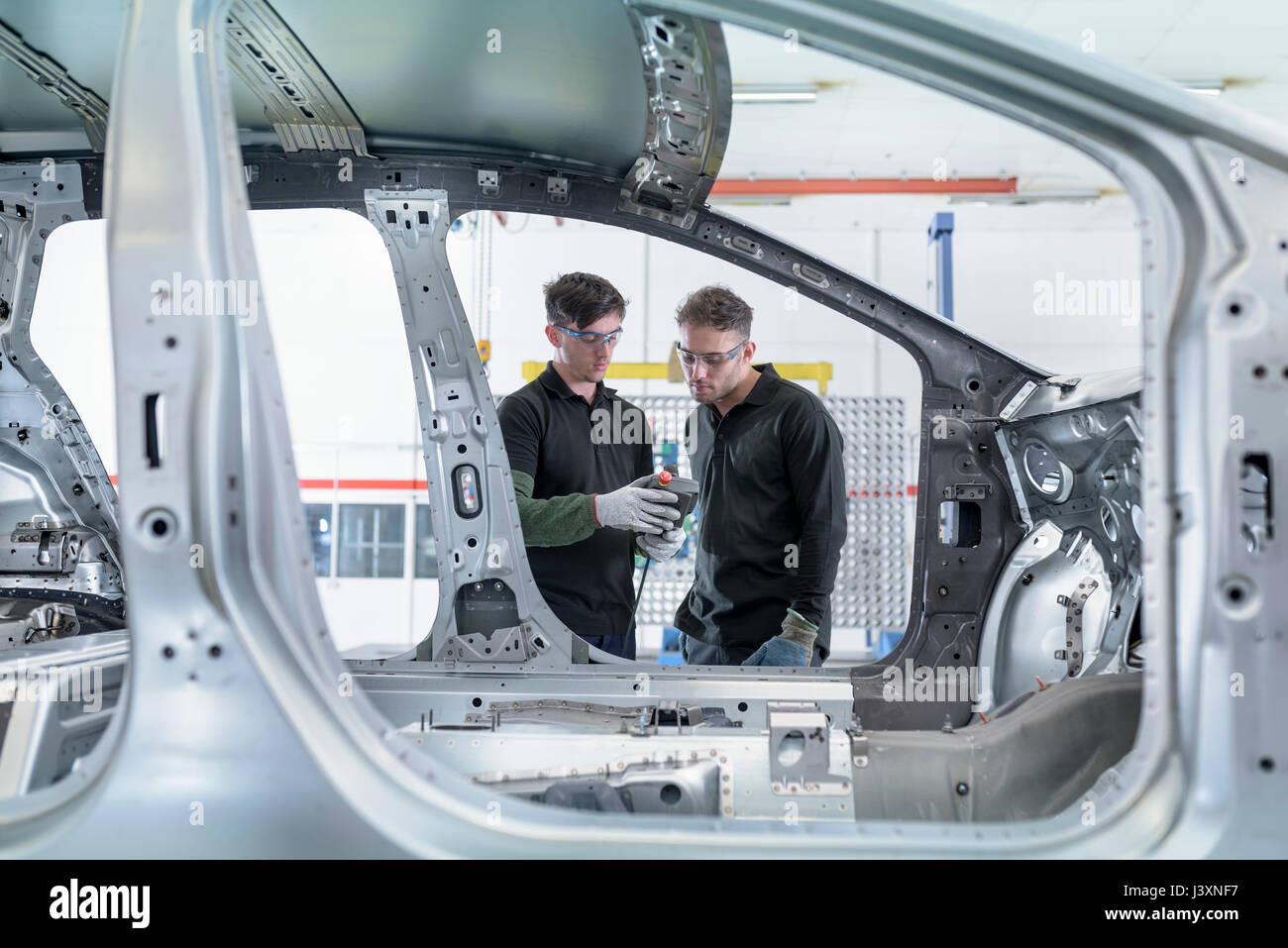 Car body manufacturing hi-res stock photography and images - Alamy