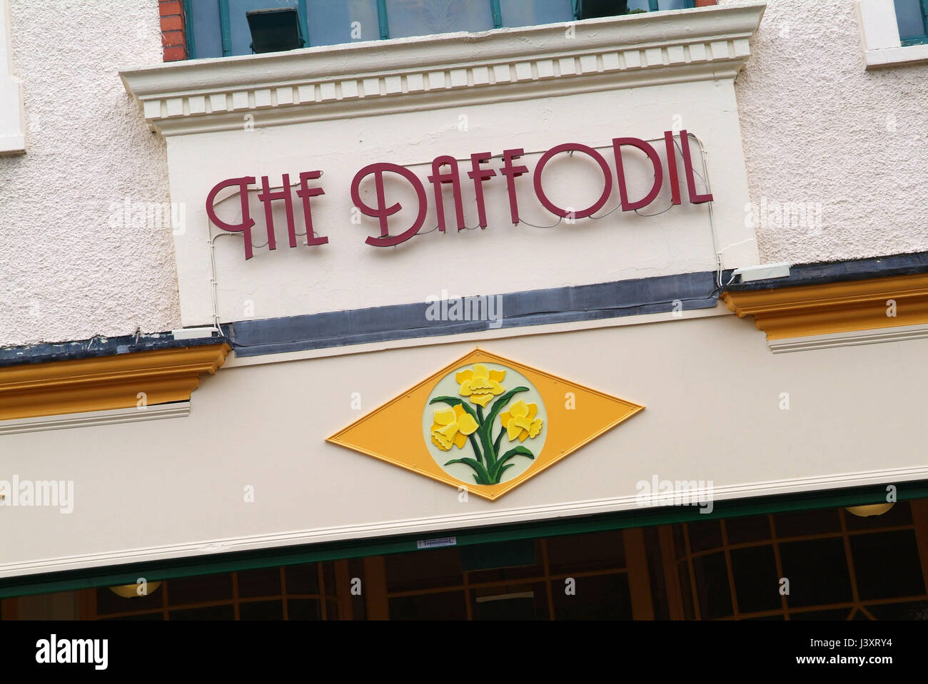 Cinemas and restaurants hi-res stock photography and images - Alamy