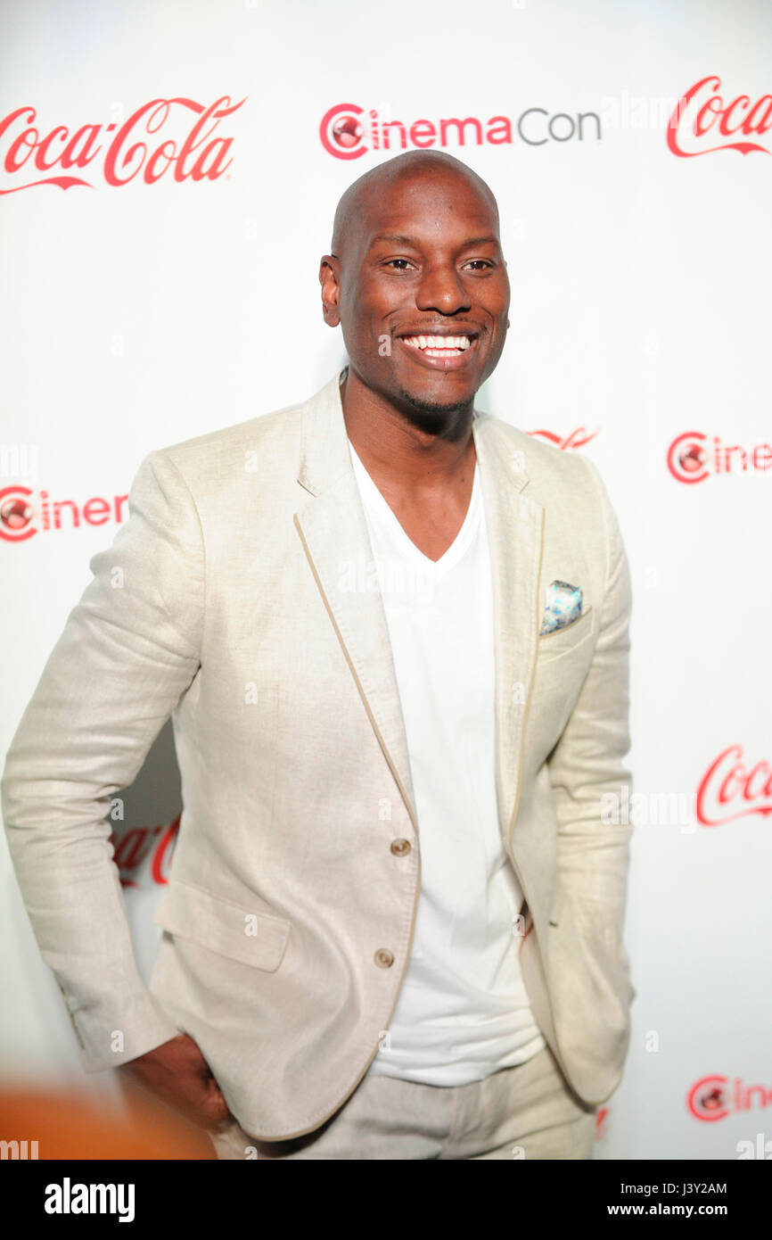 Actor/Singer Tyrese Gibson, arrives at the CinemaCon awards ceremony at ...