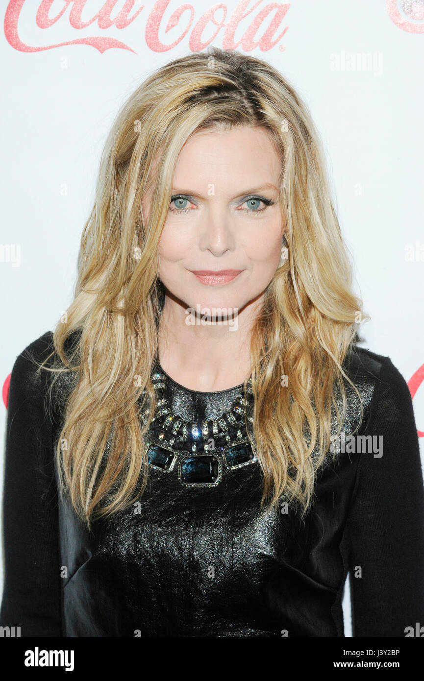 Actress Michelle Pfeiffer arrives at CinemaCon's Big Screen Achievement ...