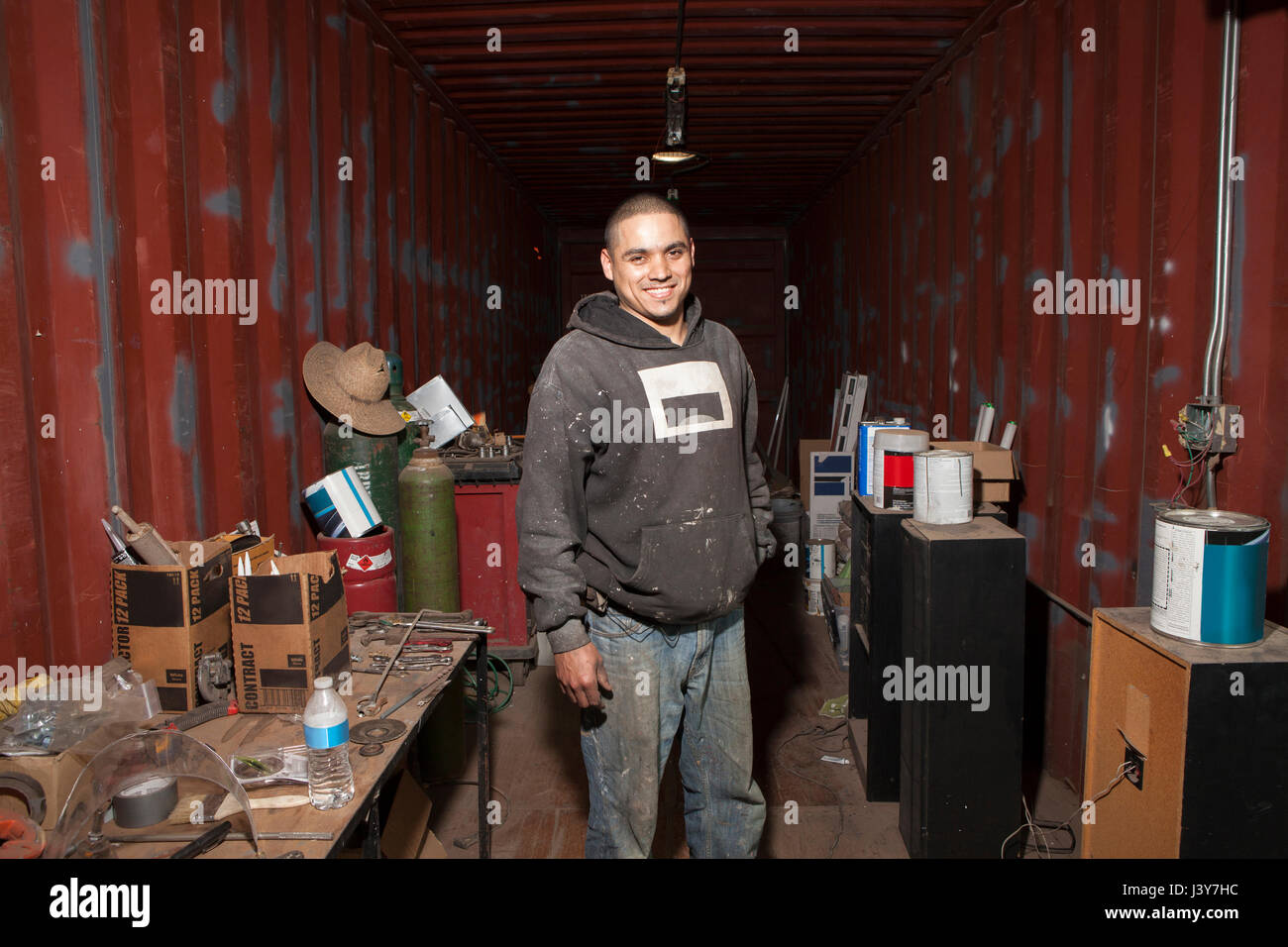Looking in blue container hi-res stock photography and images - Alamy