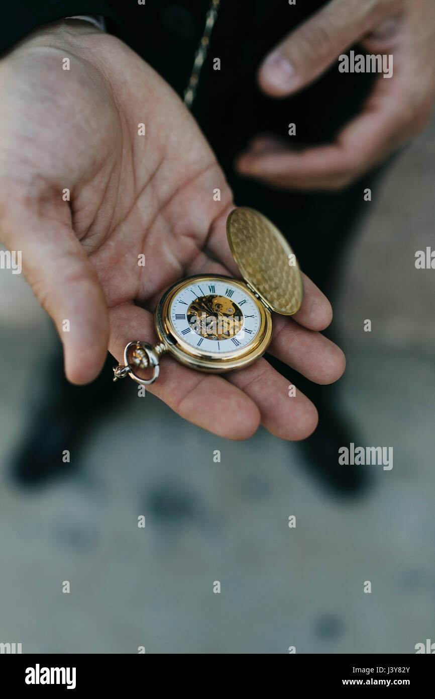 Man pocket watch hi-res stock photography and images - Alamy
