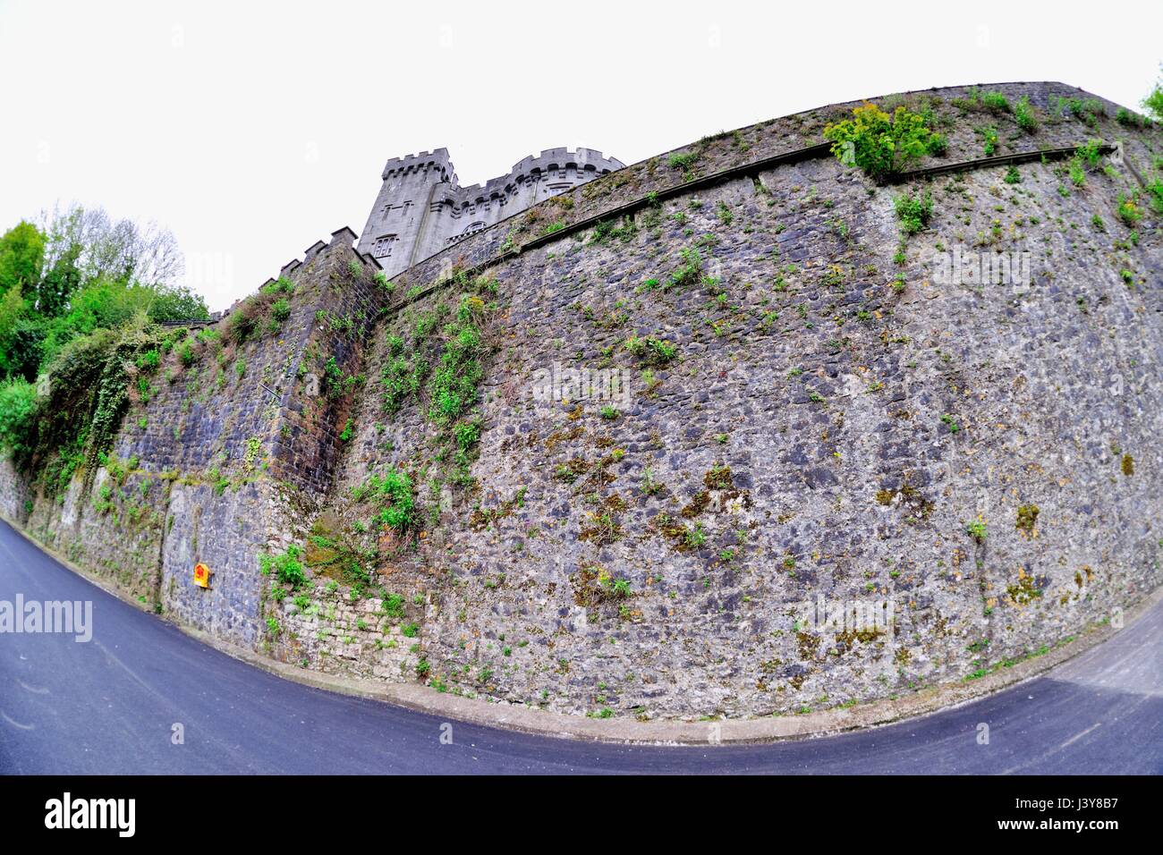 Medieval castle kilkenny hi-res stock photography and images - Alamy