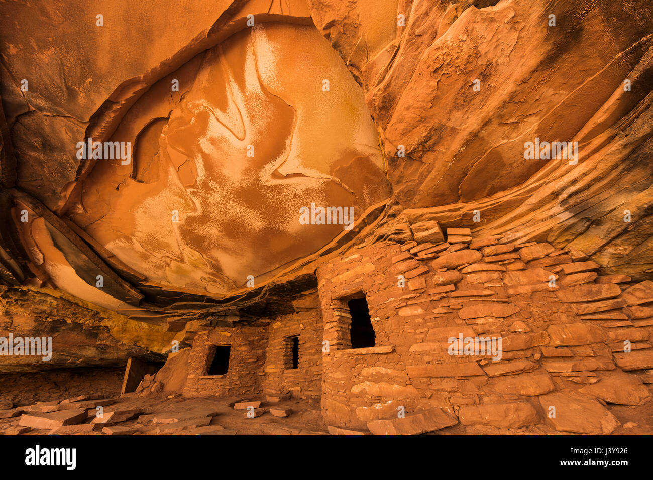 Fallen Roof Ruin, with its dramatic evidence of Ancestral Puebloan ...
