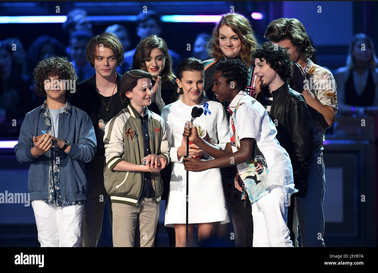 Charlie brown on stage hi-res stock photography and images - Alamy