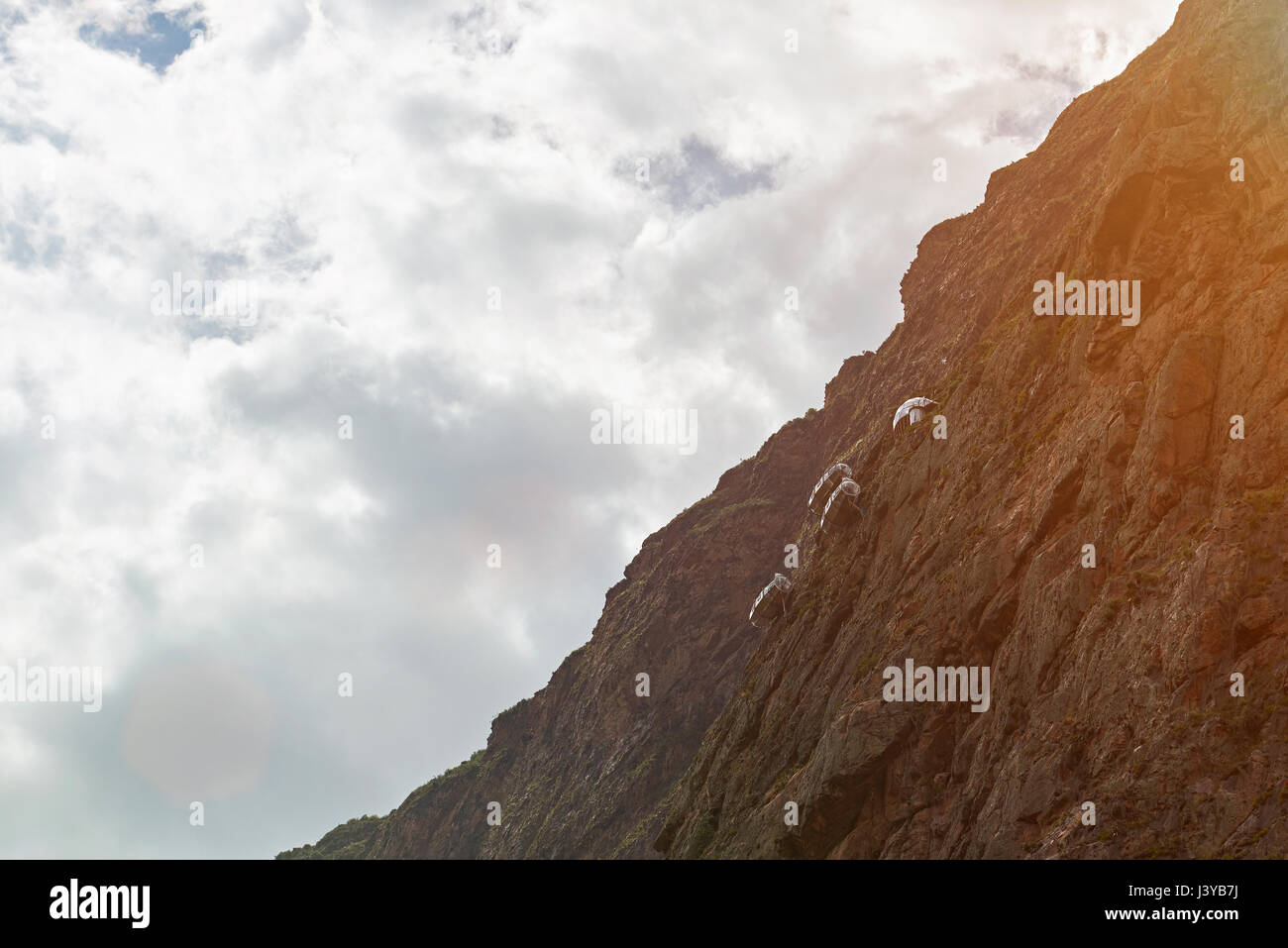 Skylodge hotel hi-res stock photography and images - Alamy