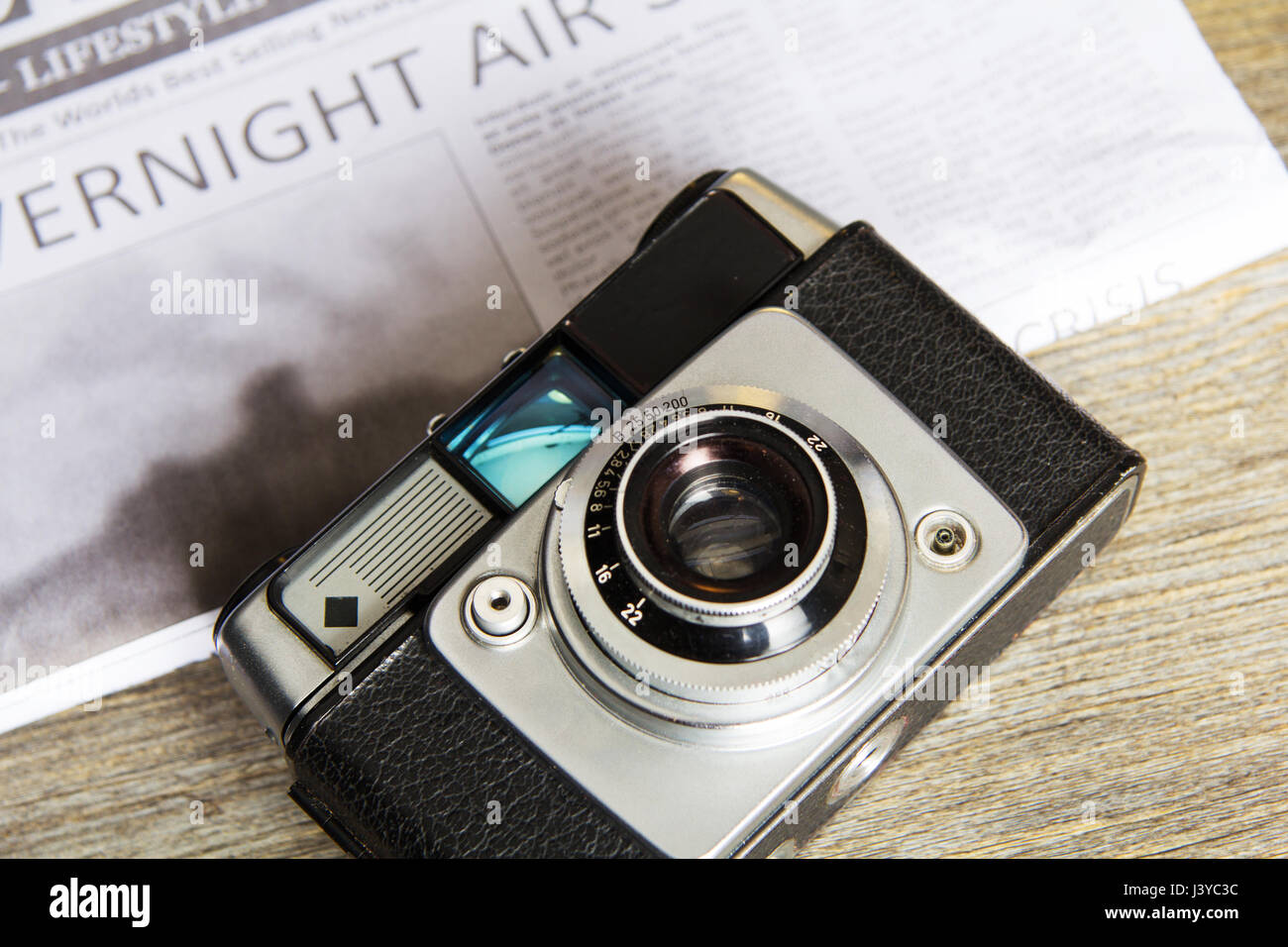 Broadsheet newspaper mock up hi-res stock photography and images - Alamy