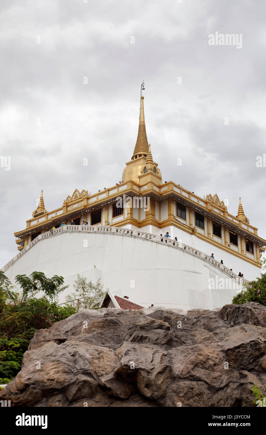 Golden Mount, Wat Saket Temple in Bangkok in Thailand Stock Photo - Alamy