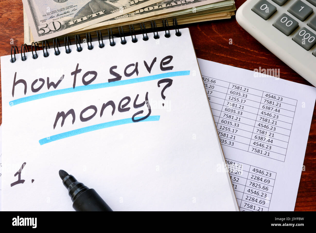 Note with title how to save money Stock Photo - Alamy