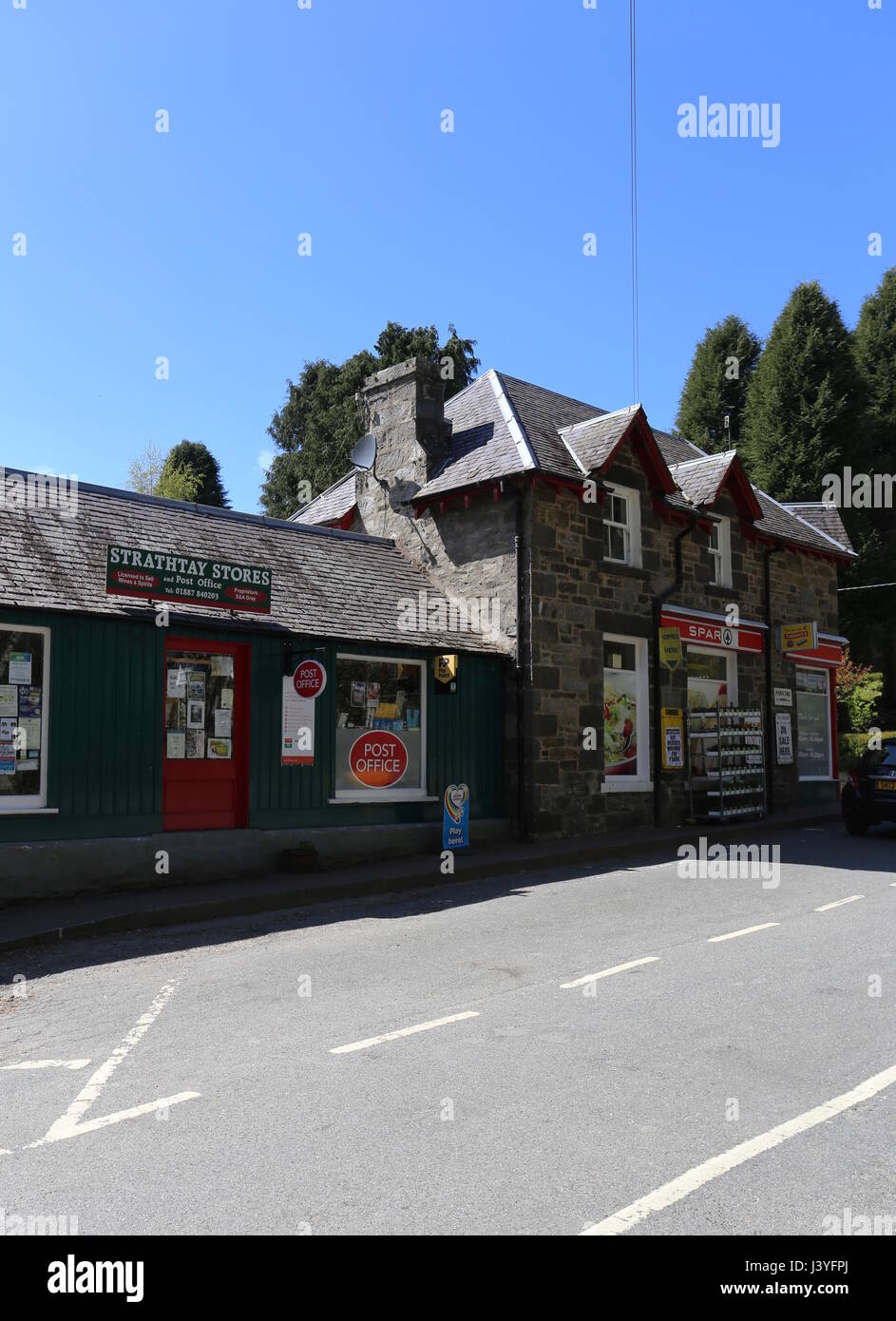 Strathtay hi-res stock photography and images - Alamy