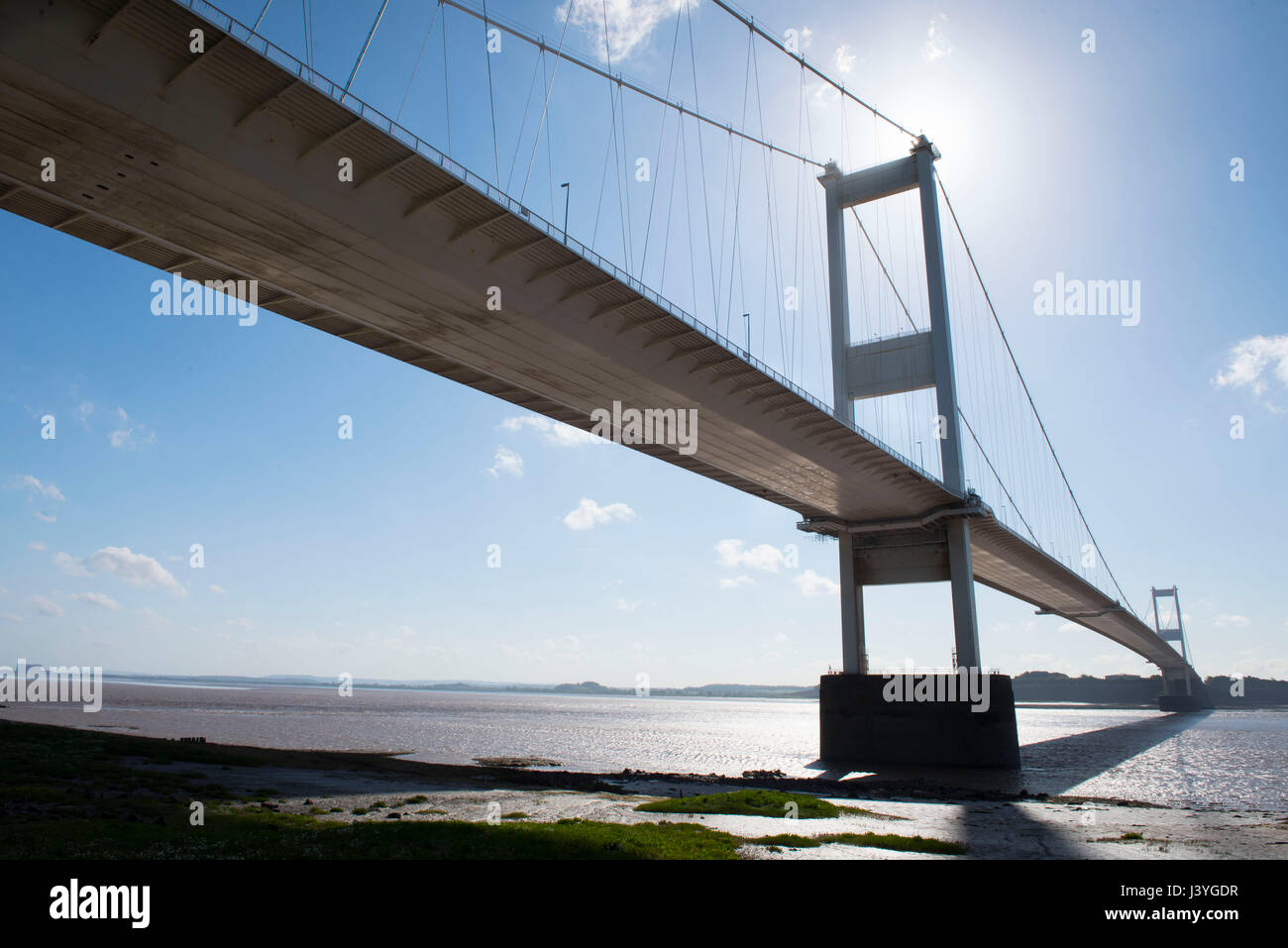 River severn and bridge hi-res stock photography and images - Alamy