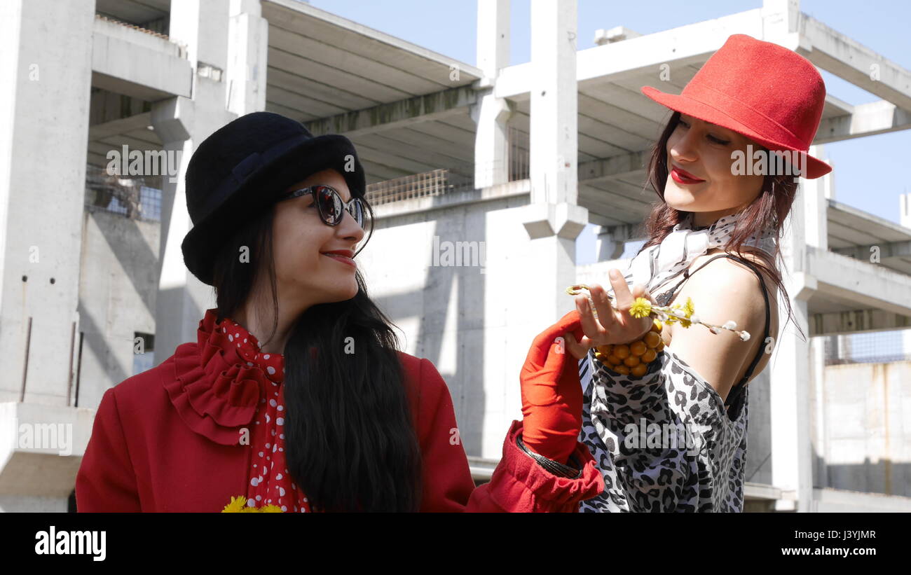 Retro tyle elegant models outdoor Stock Photo - Alamy