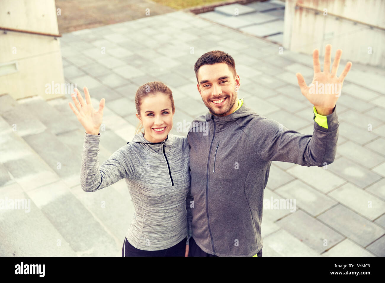 Couple hello hi-res stock photography and images - Alamy