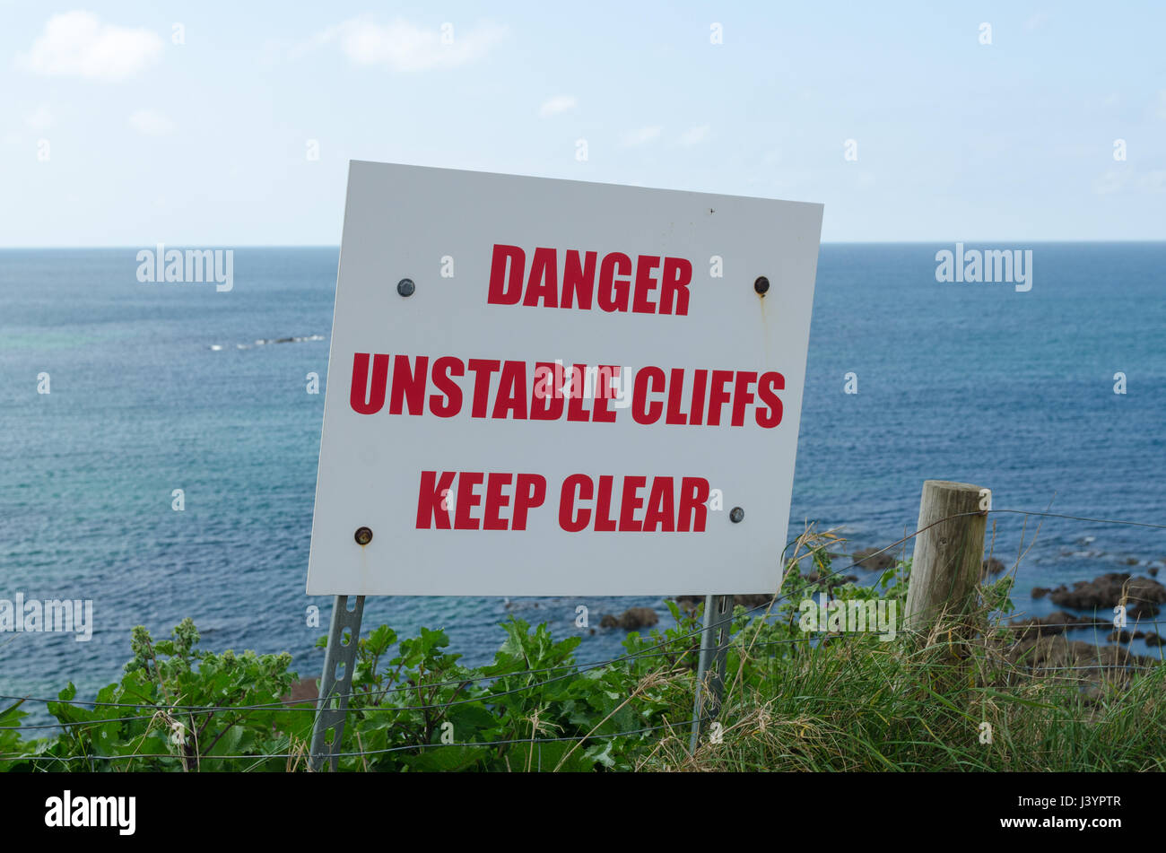 Danger warning sign coastal erosion hi-res stock photography and images ...