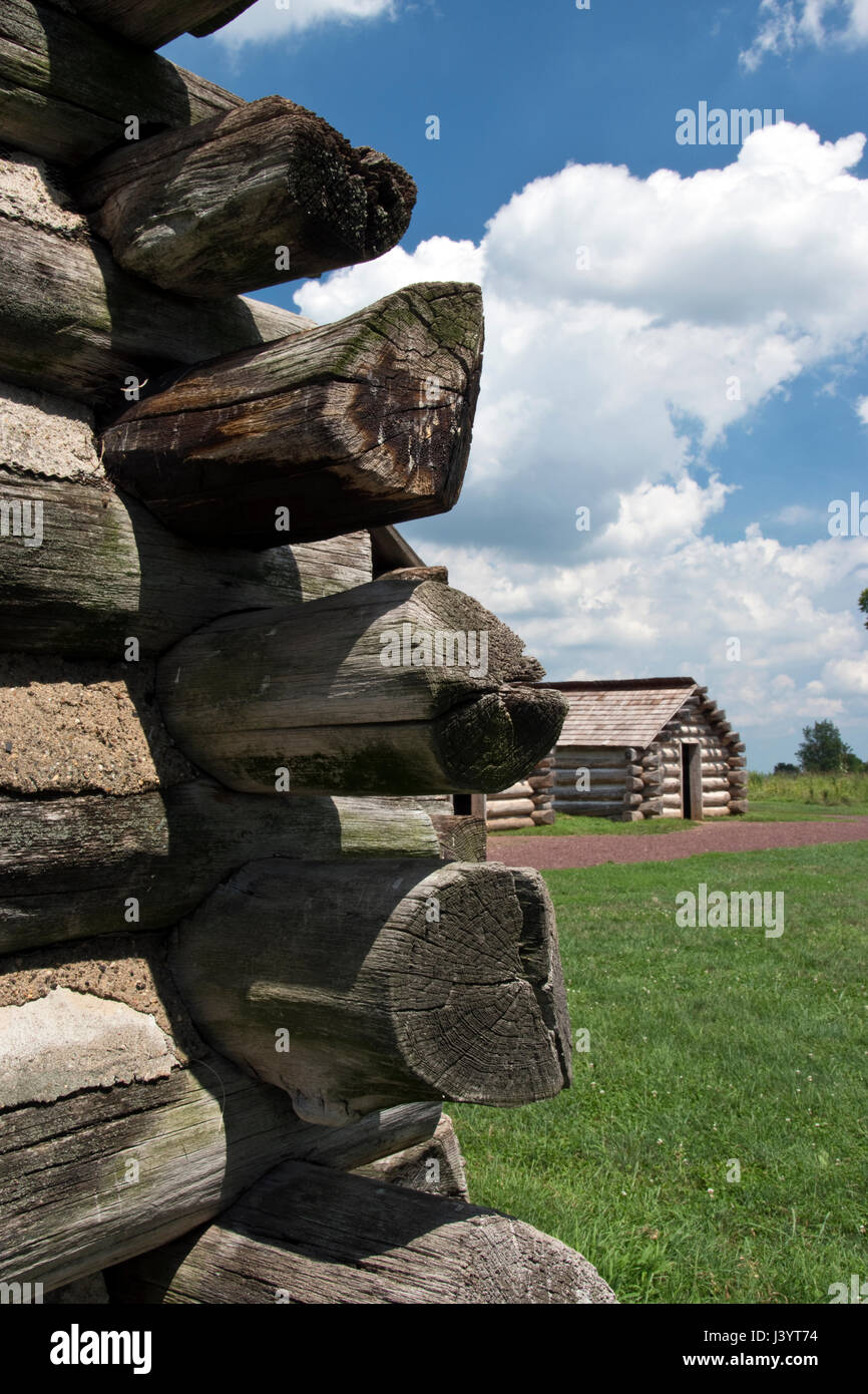 Detail of a log cabin like the ones Revolutionary War soldiers used ...