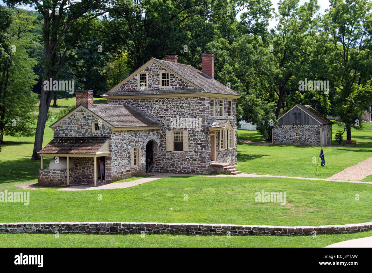 Washington's HQ at the Isaac Potts House, used during the winter camp ...