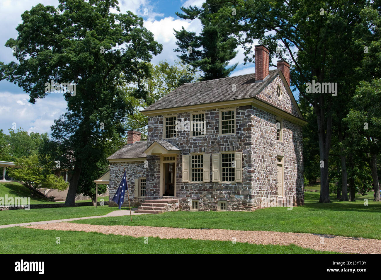 Washington's HQ at the Isaac Potts House, used during the winter camp ...