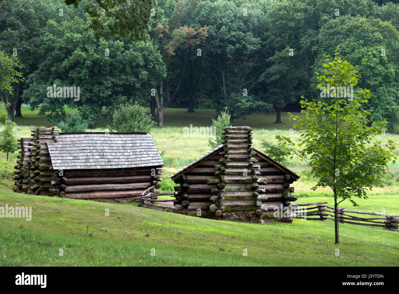 Replica cabins like ones Revolutionary War soldiers used during the ...
