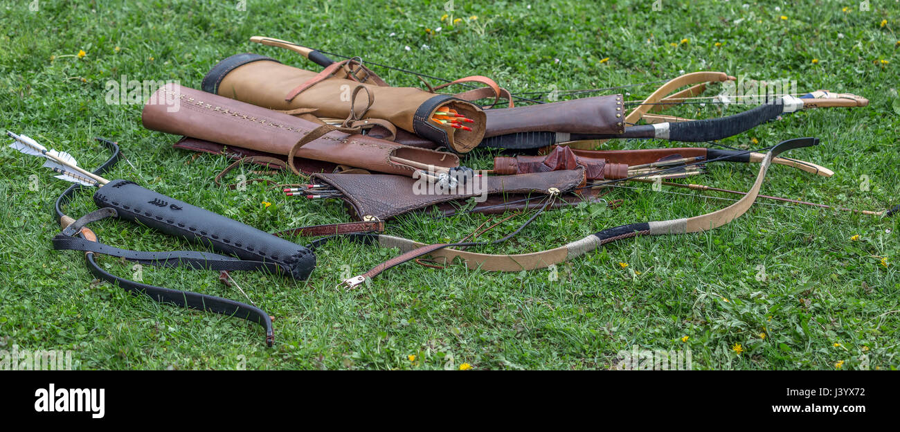 Type of Dacian ancient bows and arrows used in battles Stock Photo - Alamy