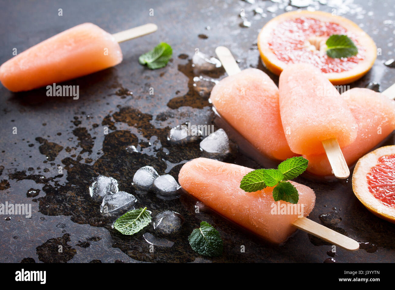 Fruit ice grapefruit Stock Photo - Alamy