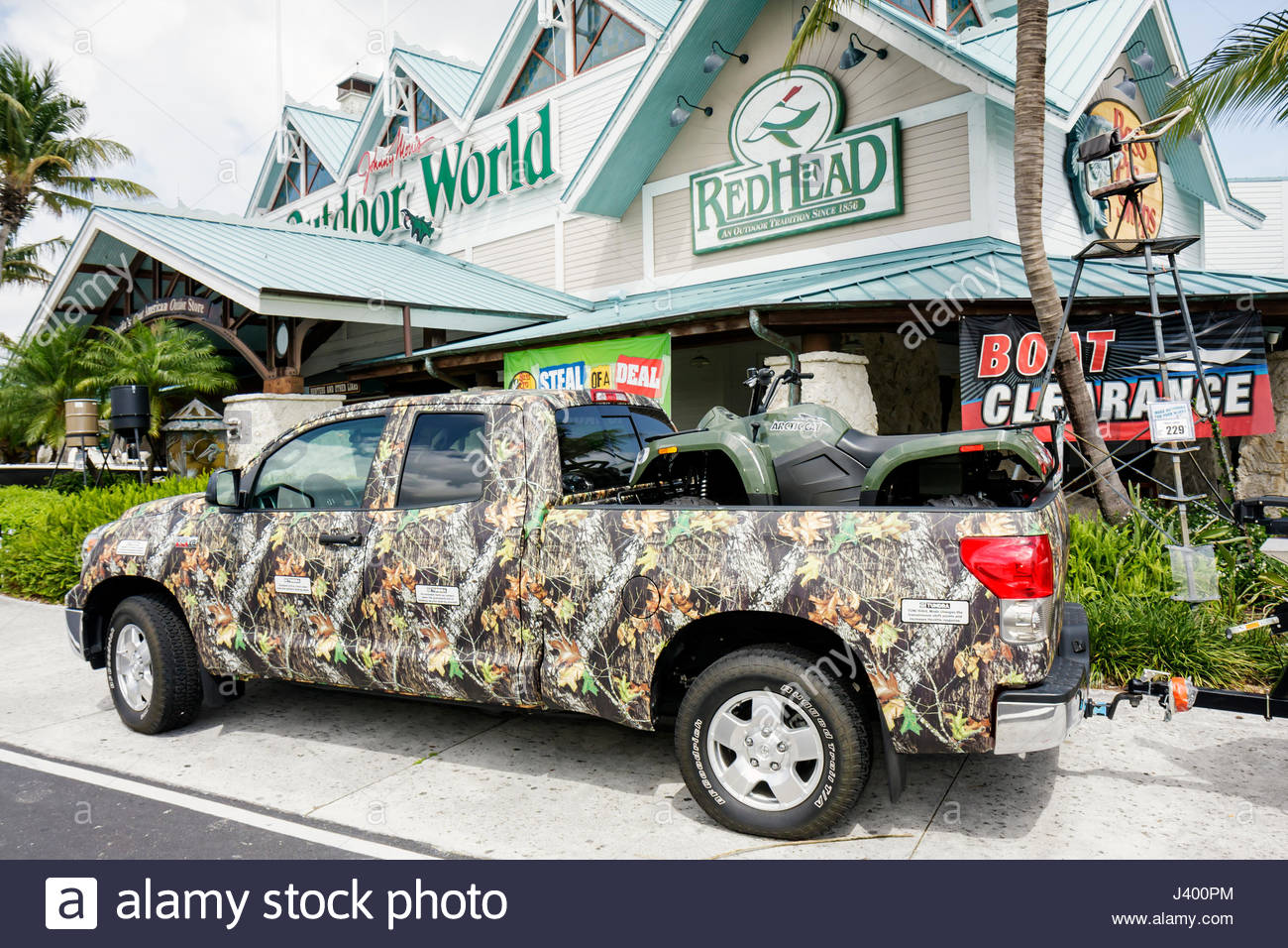 Bass Pro Shops Stock Photos & Bass Pro Shops Stock Images - Alamy