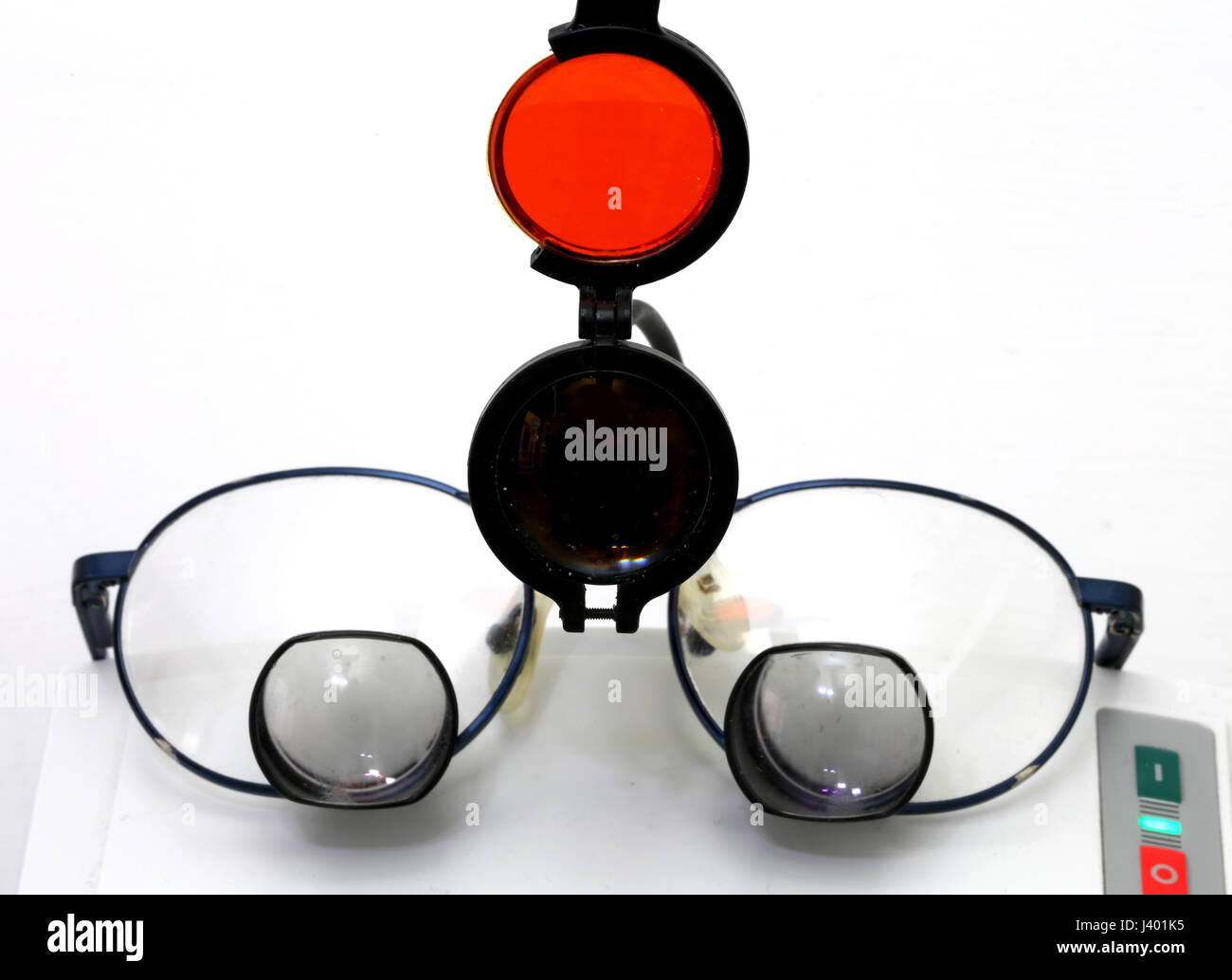 Special four-lens spectacles and an infrared lighthouse for chirurgic ...