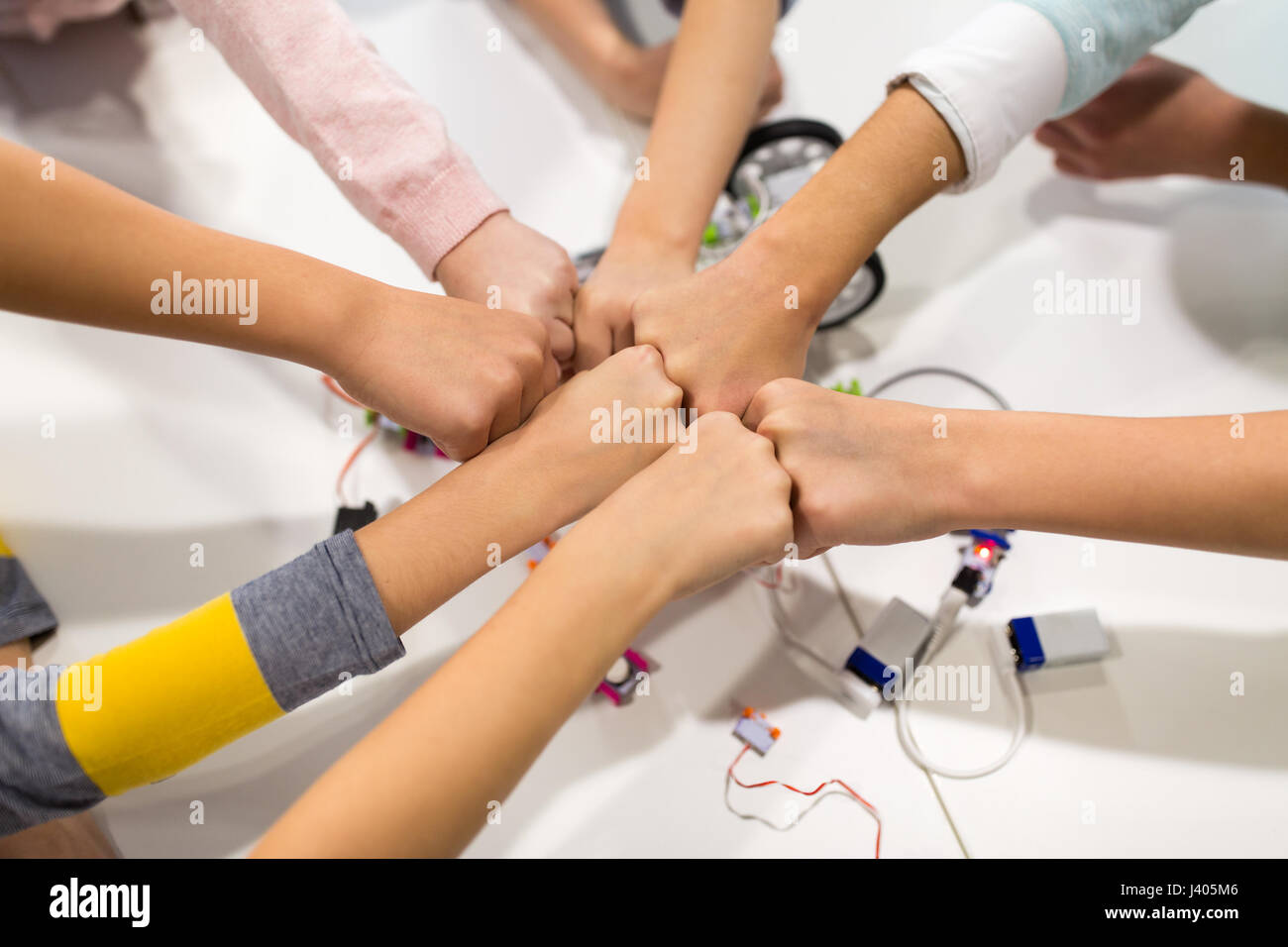 Fist bump children classroom hi-res stock photography and images - Alamy
